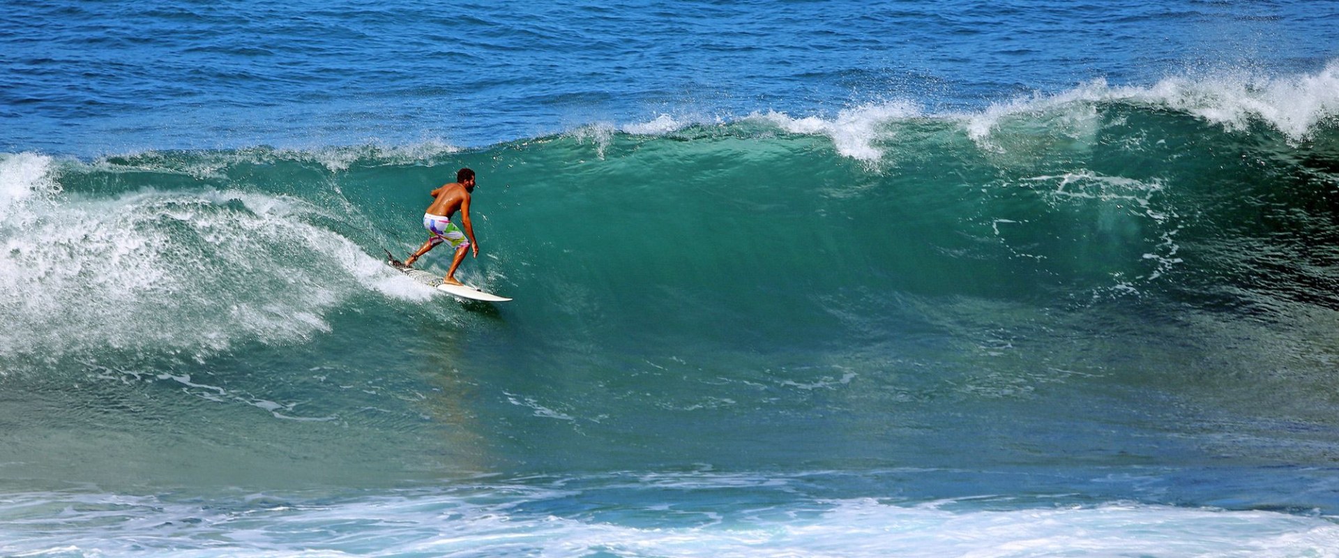 Surfing in the US Virgin Islands: An Unforgettable Experience for Beginners